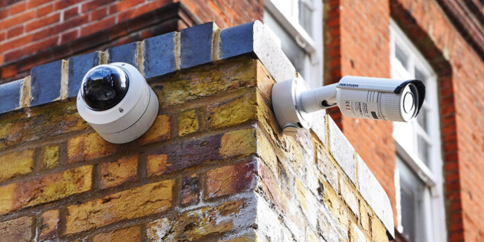 7 Tips on How to Setup a Spy Camera at Home | Vedosoft