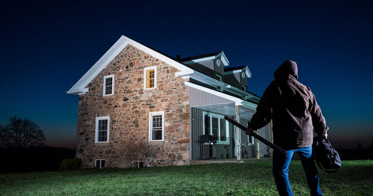 Smart Home Protection: How Cloud Surveillance Helps with Business or Home Security? | Vedosoft